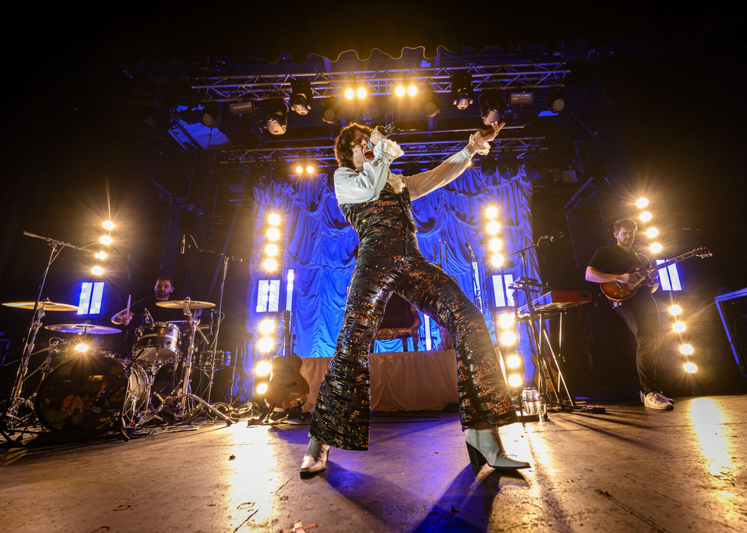 Spencer Sutherland: The Heir to Rock’s Theatrical Throne We Never Knew ...